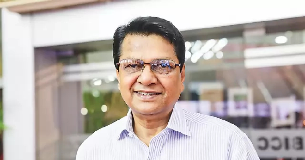 Alamgir ‘alive, breathing and recovering’